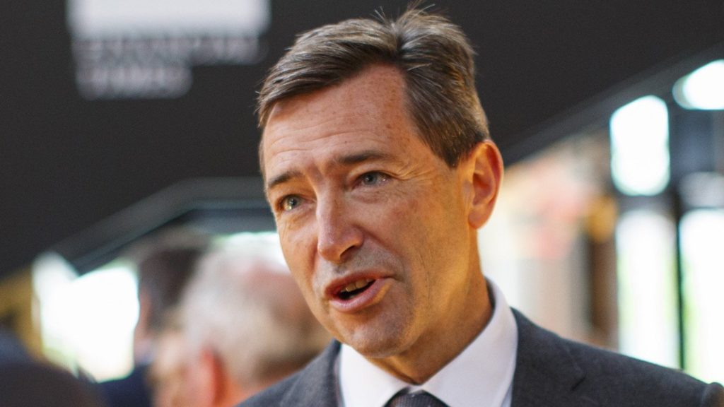 How I do it: John Ridding, FT - Flashes & Flames