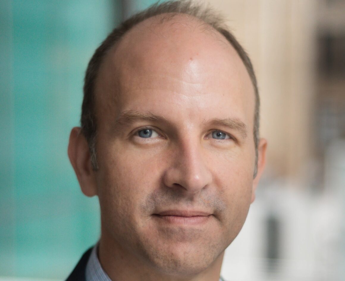 How B2B leaps the value chain - Flashes & Flames